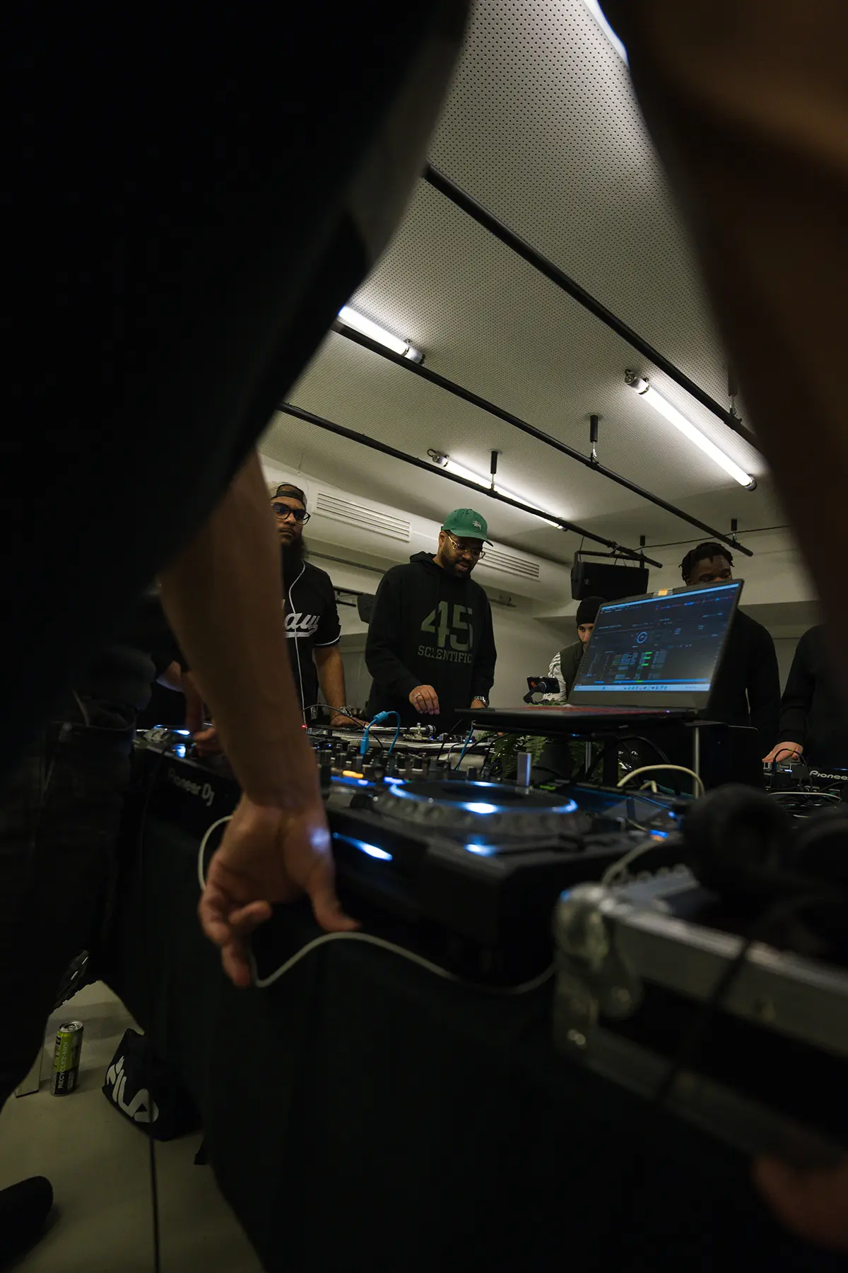 International DJ Camp : un stage de DJing franco-allemand à Paris | OFAJ