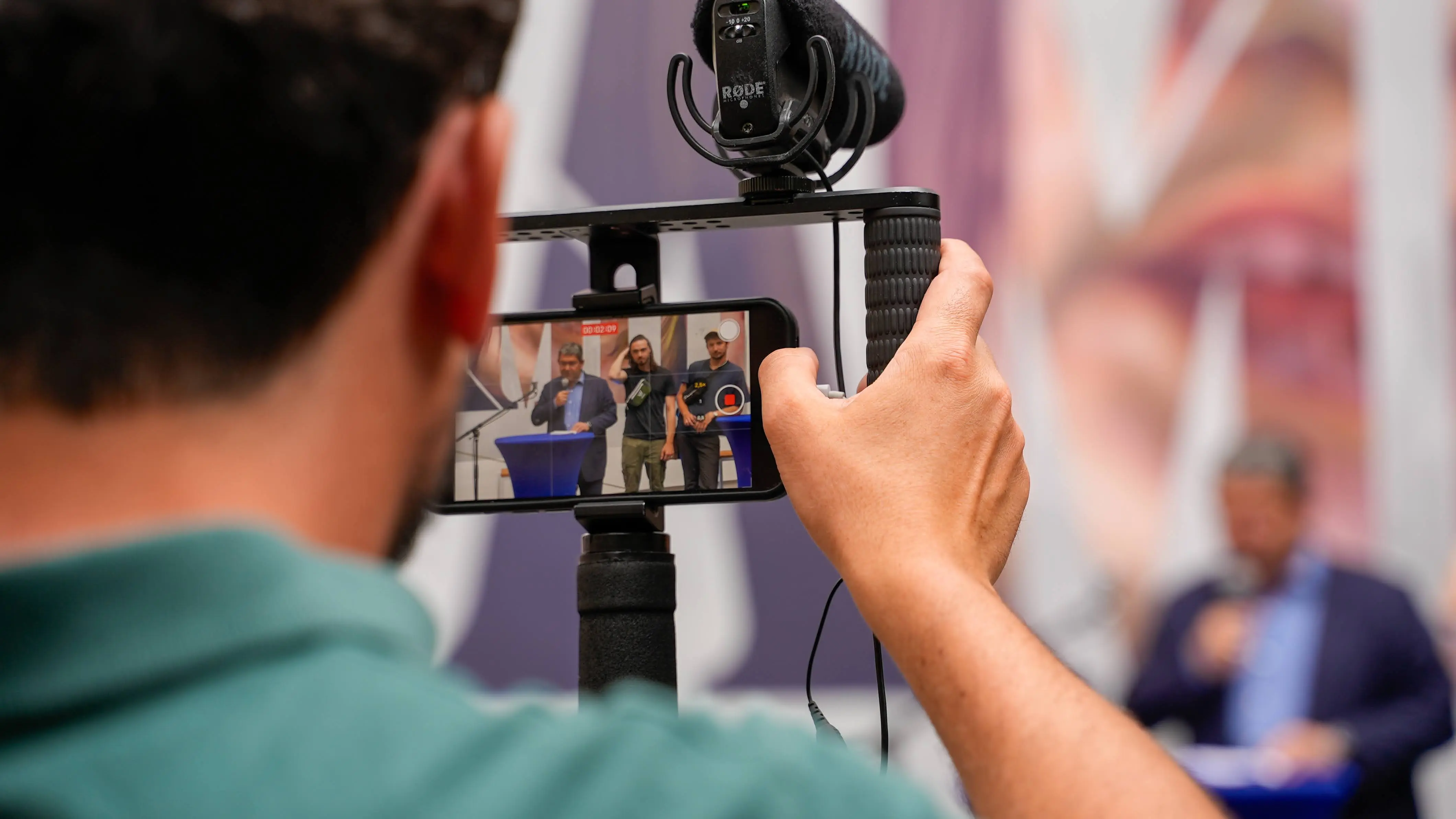 Grande première : fête de quartier et inauguration d’une fresque franco ...